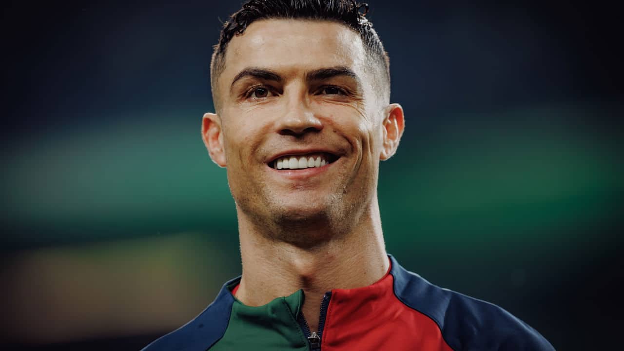 Cristiano Ronaldo atinge a incrível marca de 900 gols na carreira; VEJA ...